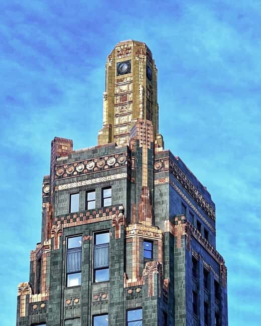 Chicago: Art Deco Madness Walking Tour - Value and Practical Tips