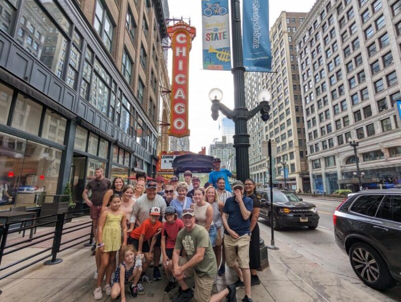 Chicago: Best of Attractions Walking Tour +Bike/Kayak Rental - Authentic Traveler Insights