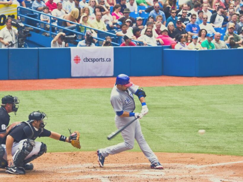 Chicago: Chicago Cubs Baseball Game Ticket at Wrigley Field - Inside Wrigley Field: What to Expect