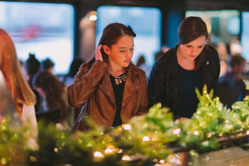 Chicago: Christmas Eve Lake Michigan Gourmet Dinner Cruise - An In-Depth Look at the Experience