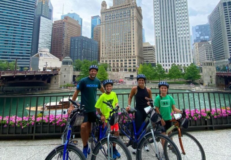Chicago: Downtown Family Food Tour by Bike with Sightseeing - The Practical Details