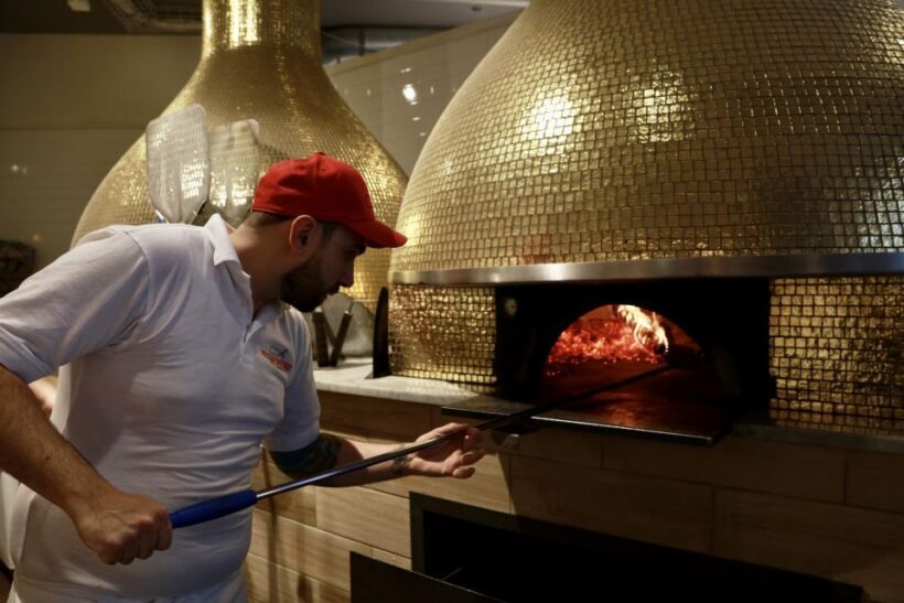 Chicago: Downtown Pizza Guided Walking Tour with Tastings - An In-Depth Look at the Pizza Tour Experience