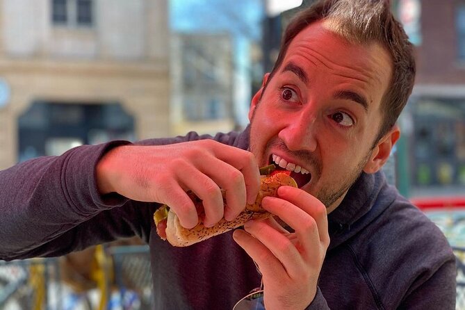Chicago Favorites Ultimate Food and Walking Tour - Who Should Consider This Tour?