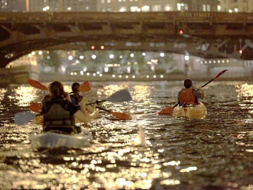 Chicago: Ghosts and Gangsters Night Kayak Tour - A Detailed Look at the Ghosts and Gangsters Night Kayak Tour