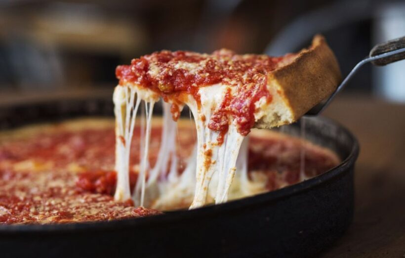 Chicago: Guided Holiday Walking Tour and Food Sampling - The Sum Up: Who Should Consider This Tour?