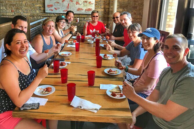 Chicago Half-Day Walking Food Tour with Free Bike or Kayak Rental - The Itinerary in Detail: What to Expect