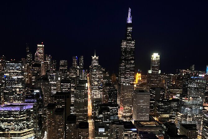 Chicago Helicopter 10-Minute Tour for up to Three Passengers - An In-Depth Look at the Chicago Helicopter Tour