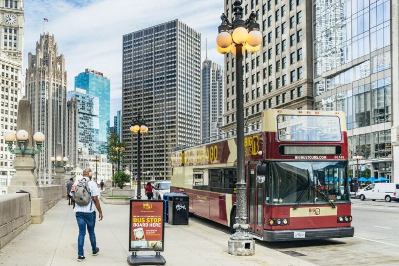 Chicago: Hop-on Hop-off Sightseeing Tour by Open-top Bus - The Authentic Chicago Experience