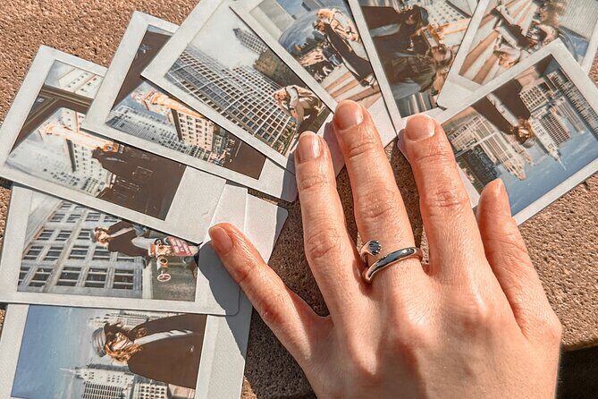 Chicago Insta Walk with Digital and Polaroid Photoshoot - Key Points