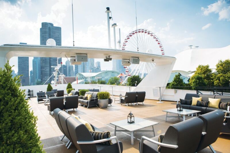 Chicago: Lake Michigan Lunch or Dinner Cruise - Setting the Scene: What Is the Chicago Lake Michigan Cruise?