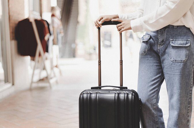 Chicago: Luggage Storage Close to Museum of Contemporary Art - FAQs