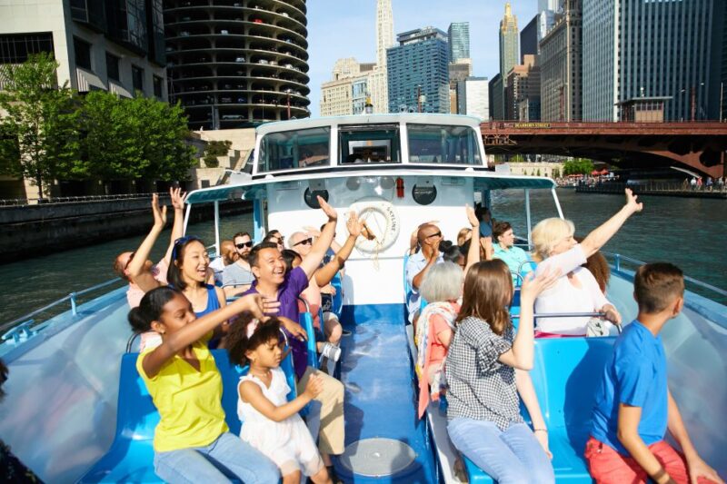 Chicago: Narrated Sightseeing River and Lake Cruise - Key Points