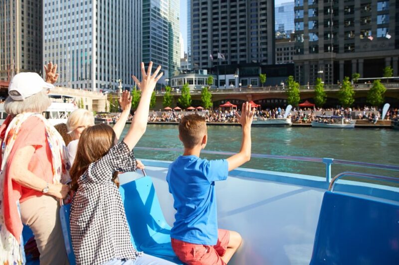 Chicago: Narrated Sightseeing River and Lake Cruise - Value and Price Analysis