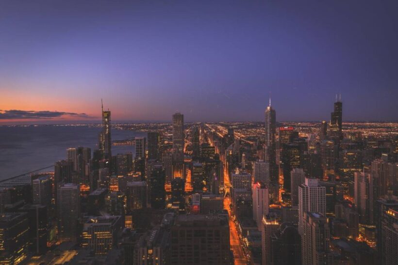 Chicago Night Driving Tour with Skydeck and River Cruise - What Travelers Say