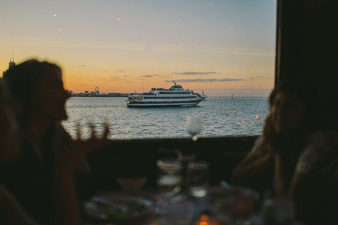 Chicago Premier Dinner Cruise on Lake Michigan - The Sum Up