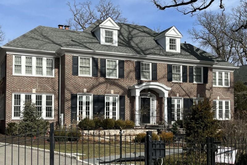 Chicago: Private Guided Tour of Chicago Suburbs Movie Sites - What You Can Expect from the Chicago Movie Sites Tour