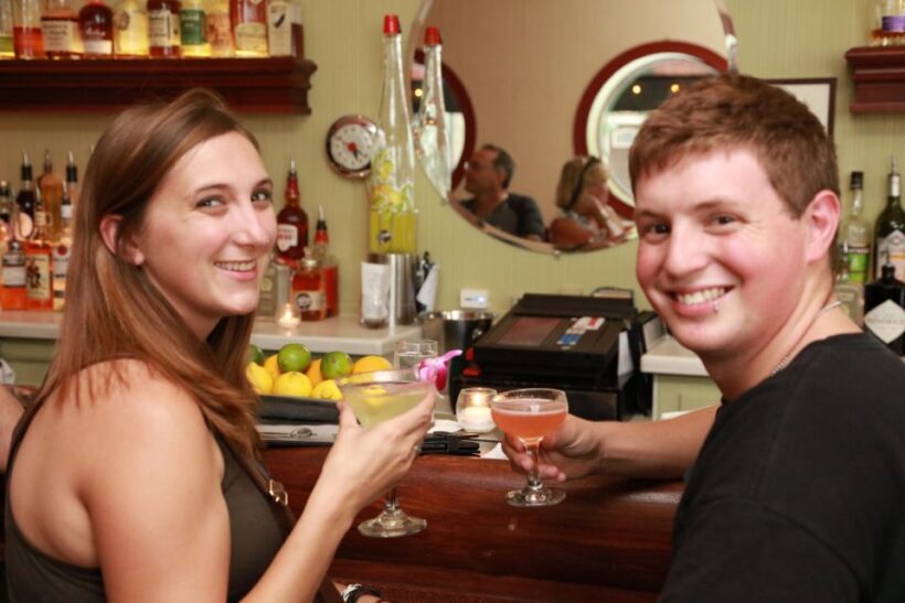 Chicago: Prohibition Speakeasies Bus Tour or Walking Tour - Guides and the Experience