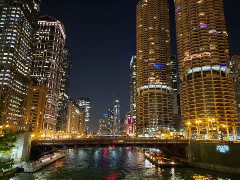 Chicago River: 1.5-Hour Guided Architecture Cruise - The Sum Up