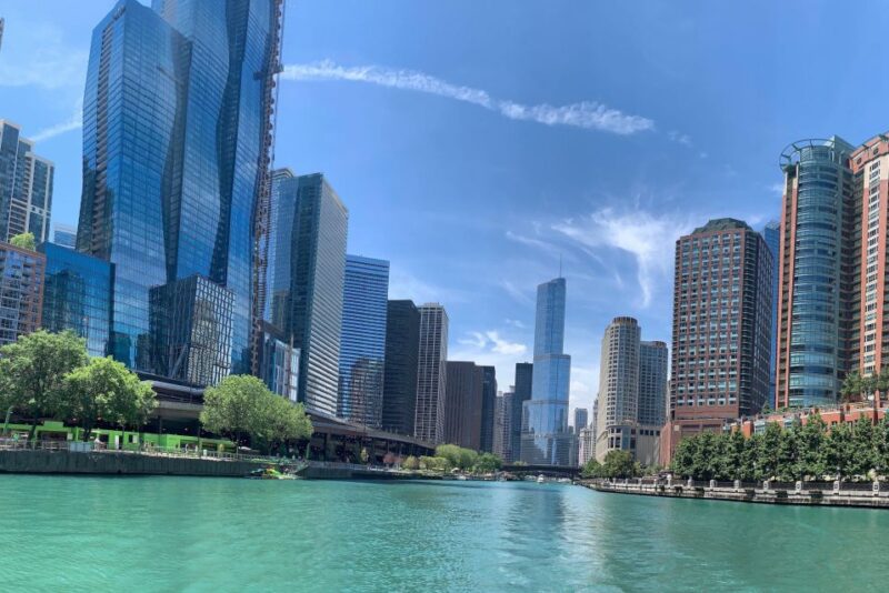 Chicago River: 1.5-Hour Guided Architecture Cruise - Key Points
