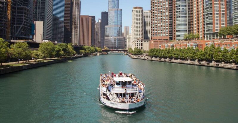 Chicago River: 1.5-Hour Guided Architecture Cruise - Who Would Love This Experience?