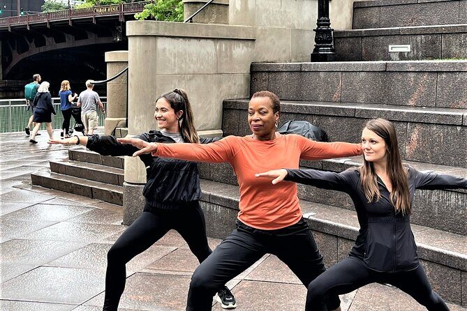 Chicago River Yoga Walk Tour - Chicago River Yoga Walk Tour: A Fresh Take on a City Classic