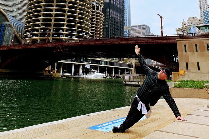 Chicago River Yoga Walk Tour - FAQs