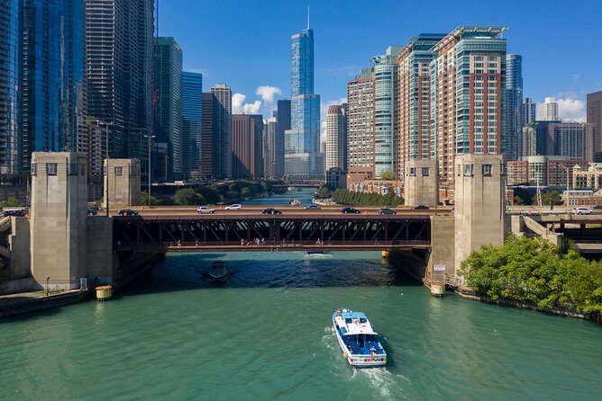 Chicago Sightseeing River and Lake Cruise - The Experience: What to Expect from Each Stop