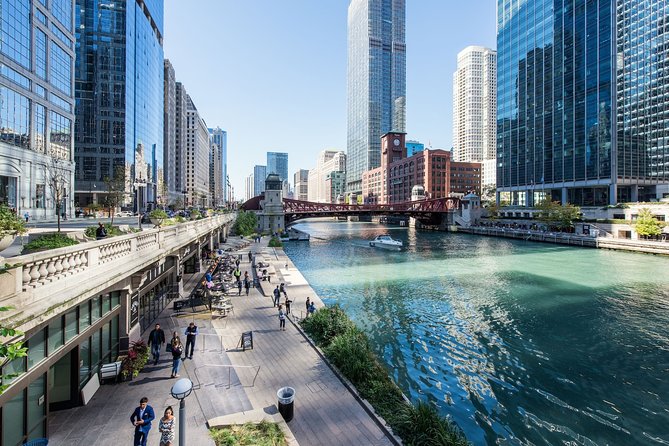 Chicago Walking Tour: Must-See Chicago - Meeting Point and Logistics