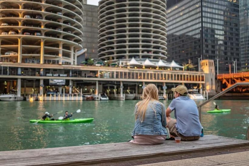 Chicago Walking Tour with Historic Sites & Boat Cruise - Experience Breakdown: What to Expect