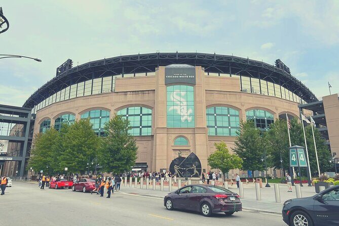 Chicago White Sox Baseball Game Ticket at Guaranteed Rate Field - Who Will Love This Experience?