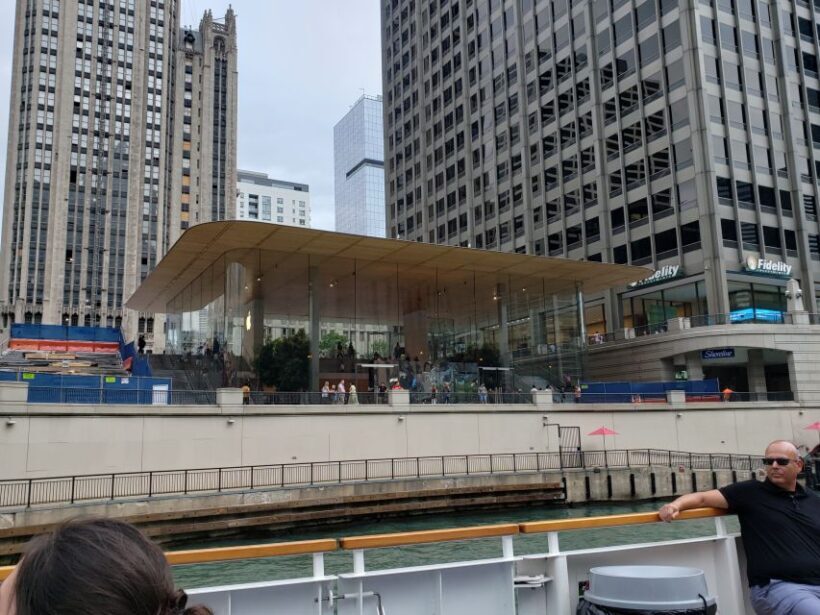Chicago's Modern Skyscrapers Guided Walking Tour - The Value of This Tour