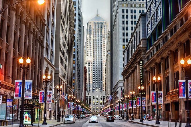 Chicago's Secret Interiors Architectural Walking Tour - Key Points
