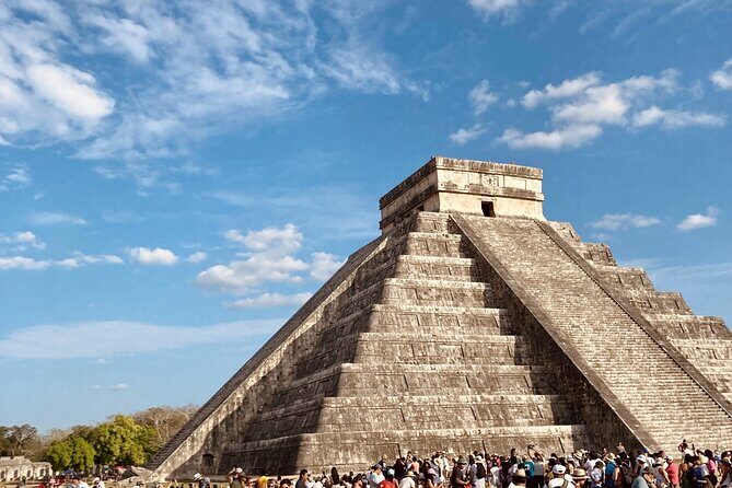 Chichen Itza express tour from Cancun - The Experience of a Lifetime in a Half-Day Trip