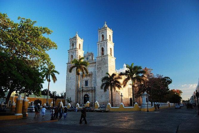 Chichen Itzá Full-Day Tour with Cenote Experience and Meals - Who Will Love This Tour?