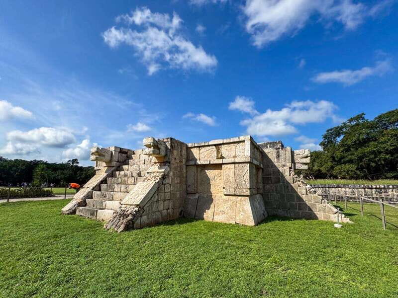Chichen Itza: Guided Tour with Valladolid & Cenote Chichikan - The Experience at Chichen Itza and Cenote