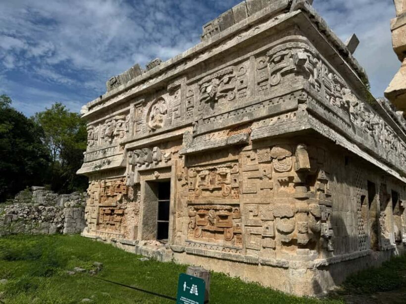 Chichen Itza: Private tour (Lunch in Valladolid & Cenote) - Deep Dive into Highlights