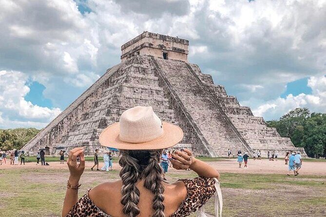 Chichen Itza Regular Tour - Transportation and Group Dynamics