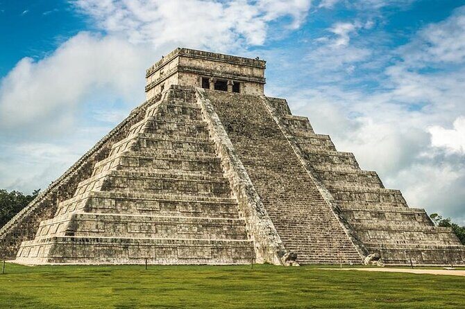 Chichen Itza Ruins Adventure! Cenote Ikkil and Izamal from Merida - Cenote Ikkil: A Refreshing Break