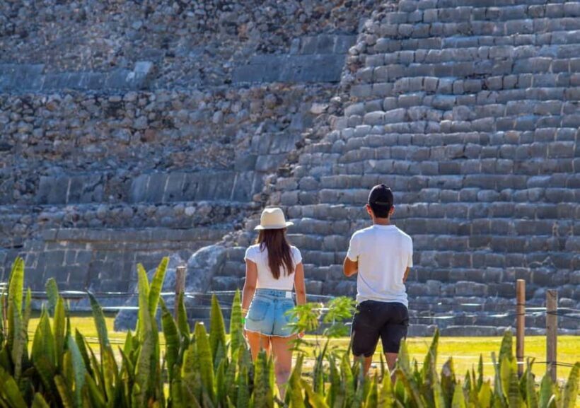 Chichen Itza: Visit the ruins, sacred cenote and Valladolid - The Sacred Cenote: A Natural Wonder