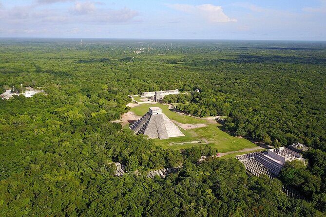 Chichen Itza Walking Shared Tour and Skip-the-Line Early Access - The Value of This Tour
