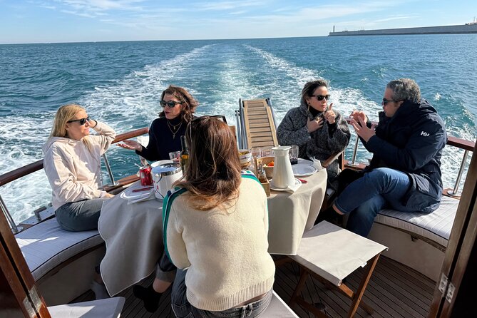 Chill and Sail in Valencia - The Sum Up