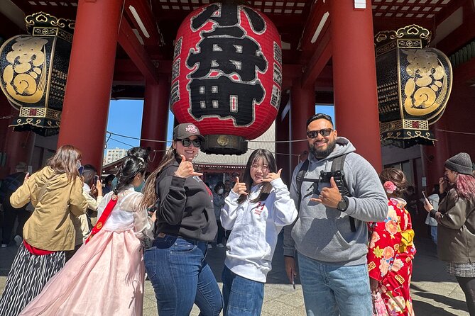 Chill Out in Tokyo: Personalized Private Tours With Local Friends - Navigating Tokyo With Ease