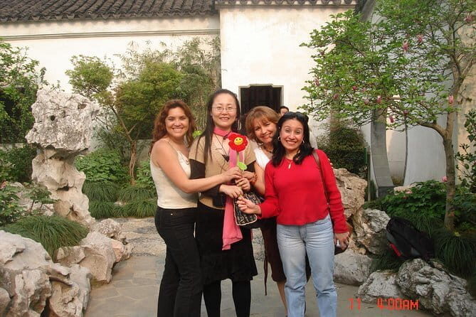 Chinese Religions Walking Tour in Shanghai - An In-Depth Look at the Tour Itinerary