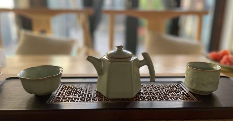 Chinese Tea ceremony in Beijing Hutong courtyard - Authenticity and Review Highlights