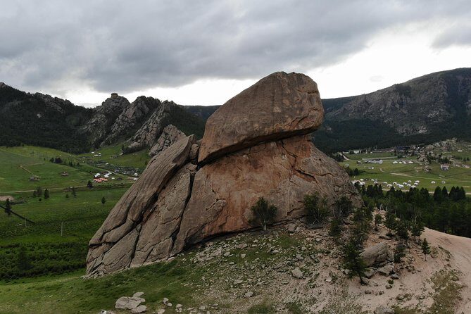 Chinggis Khaan Statue Complex and Terelj National Park 1 day - What Do Travelers Say?