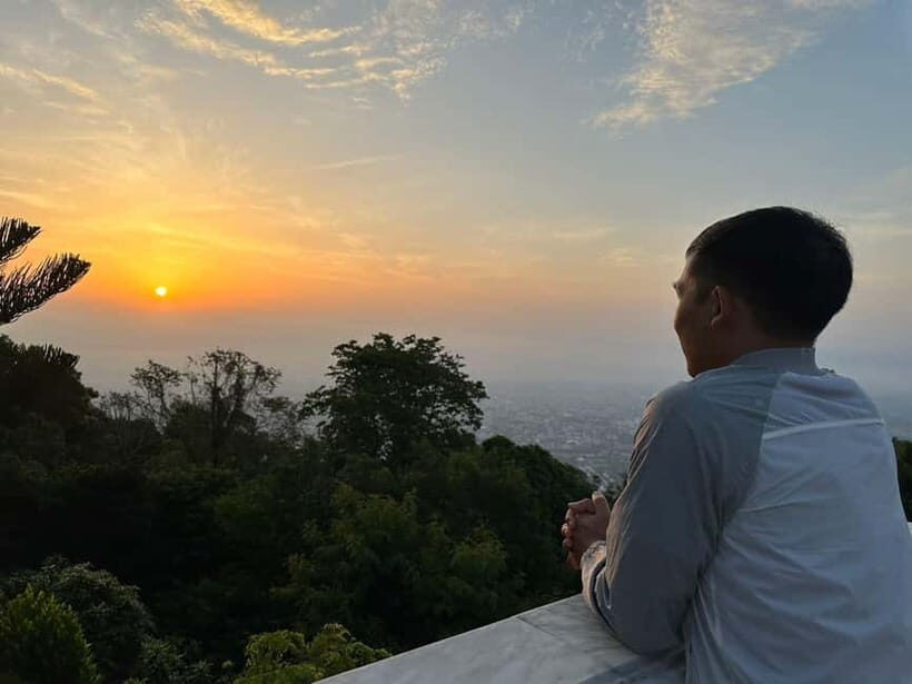 Chingmai Sunrise Hike & Cultural Traditions - Key Points