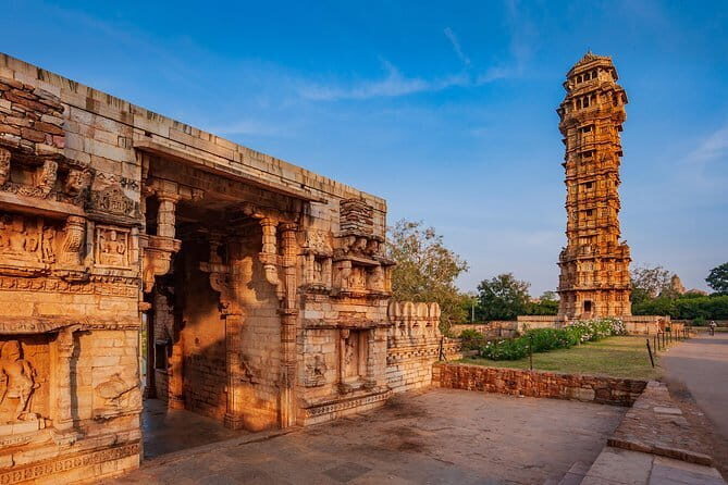 Chittorgarh Private Day Trip from Udaipur - Key Points