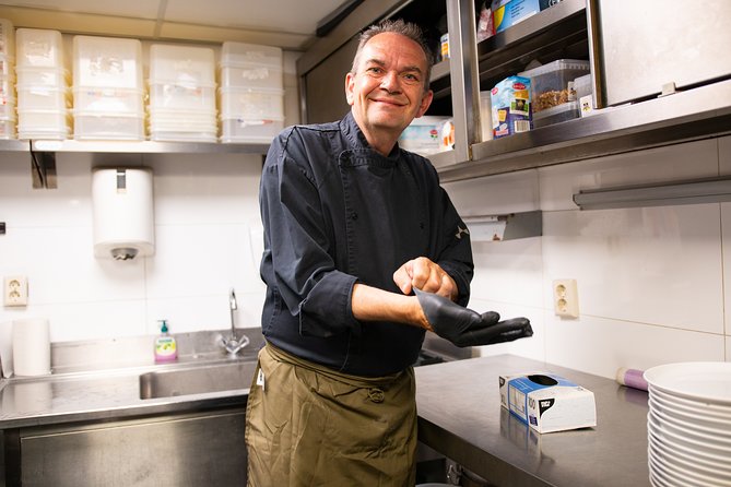 Chocolate fondue in the dark - What’s Included and What’s Not?