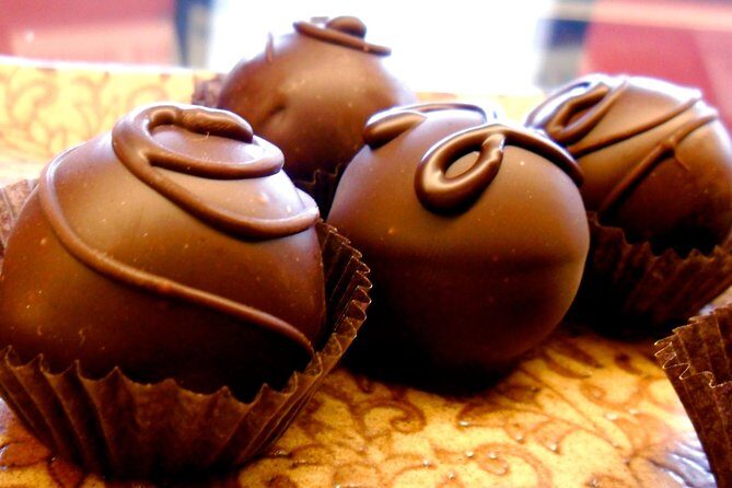 Chocolate Tasting and West / East Village Walking Tour - Exploring the Tour Itinerary: What You Can Expect