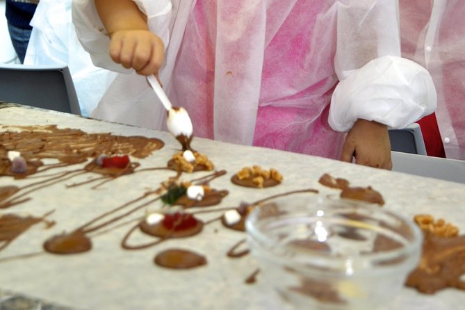 Chocolate Workshop at Choco-Story Brugge - Indulging in Chocolate Tastings